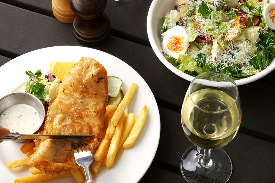 Temperance Hotel: Local Pub, Happy Hours, Pub Classics, Live Sport ...